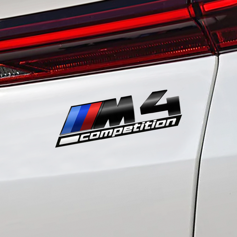 Emblemë BMW M4 competition – Autodekor Buli